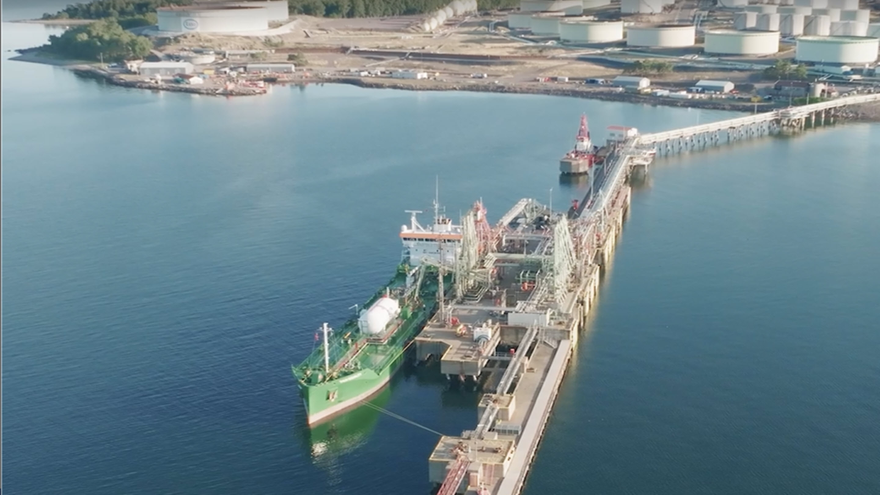 Exploring the creation of a hub to help lower emissions from shipping ...