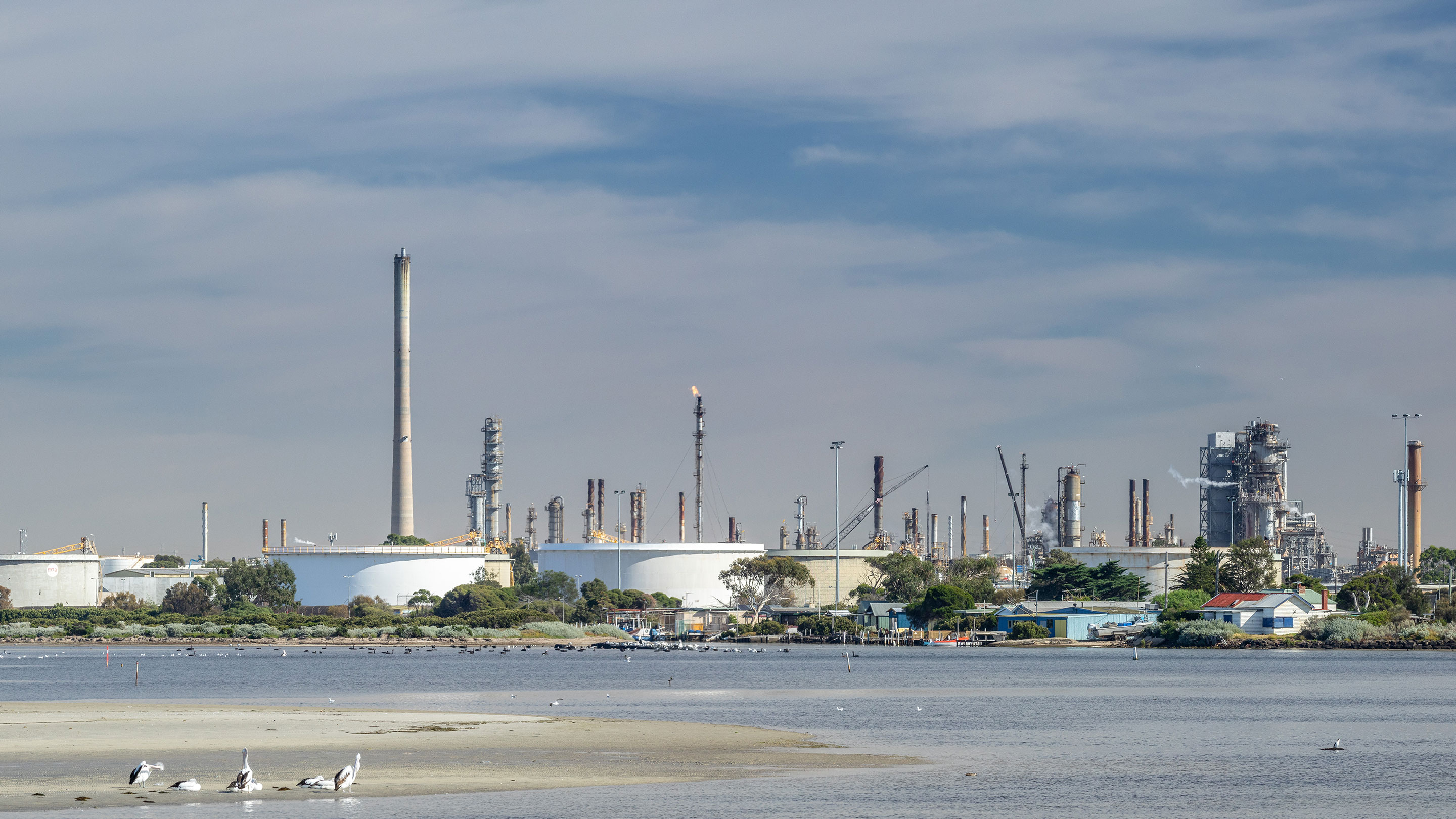 Farewell to our former Altona refinery facilities I ExxonMobil Australia