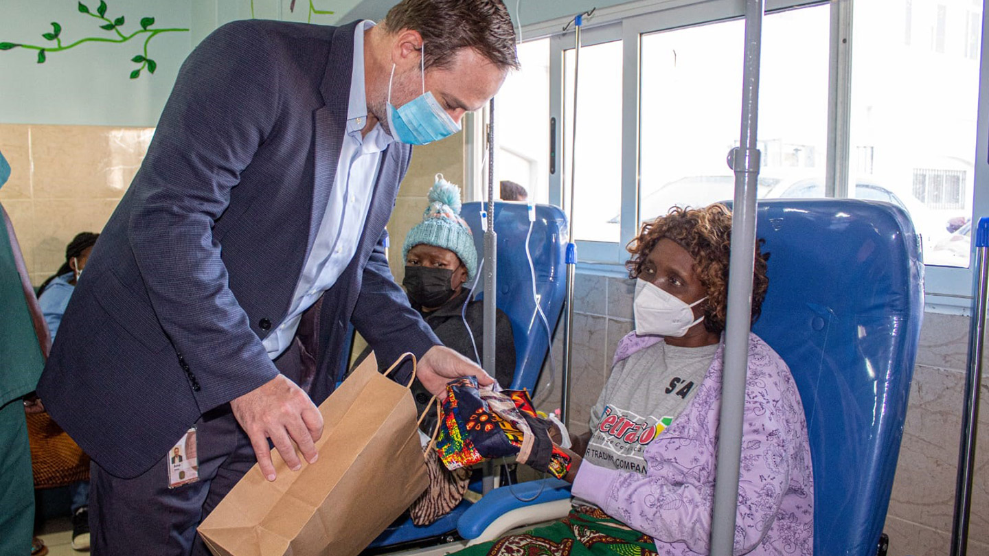 ExxonMobil Mozambique supports oncology care | ExxonMobil in Mozambique