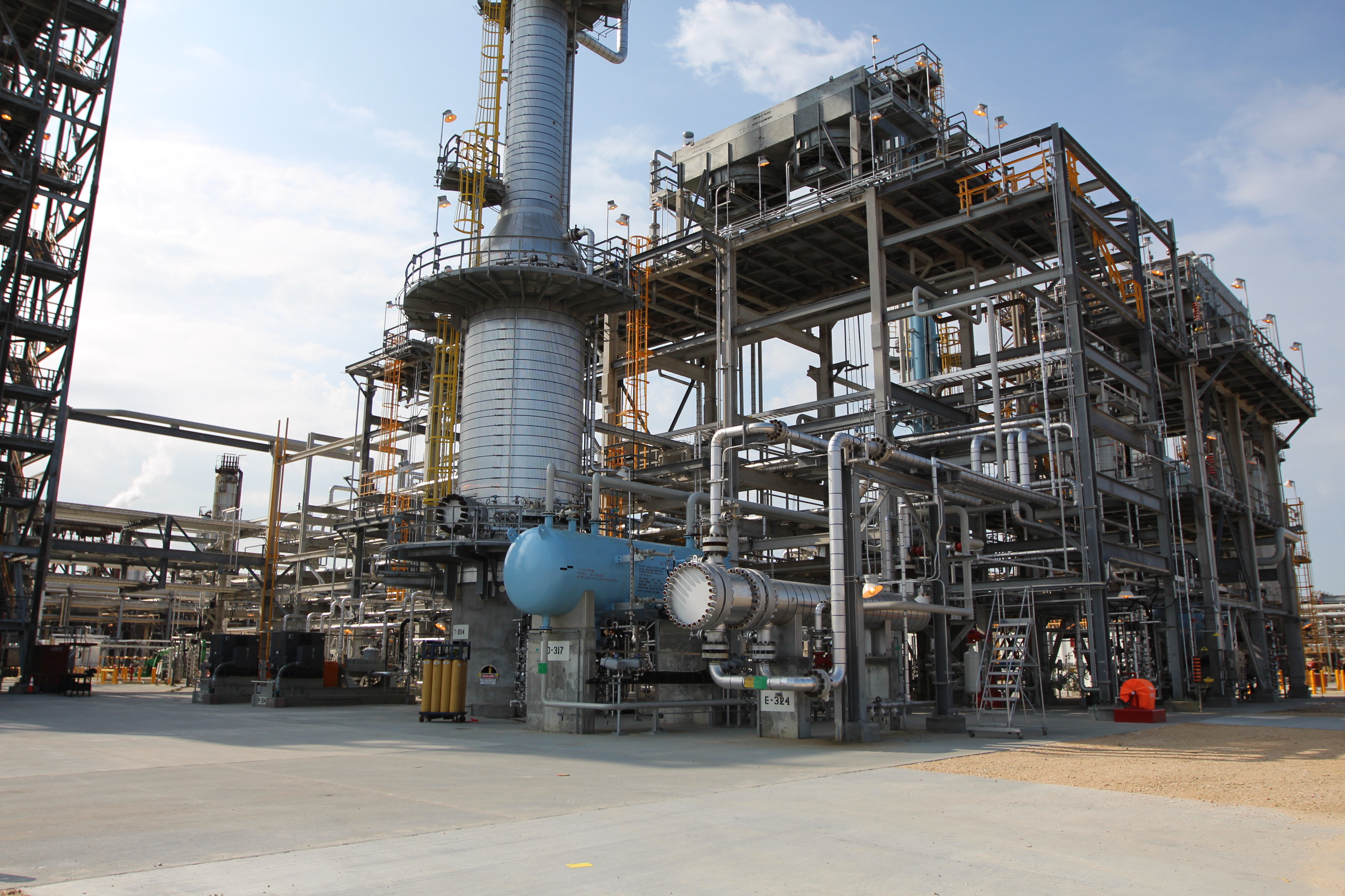 Reconfiguring for growth: leveraging the strength of integration ...